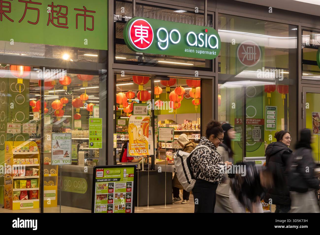 Asien Supermarkt go asia in Ulm. // 03.11.2025. Ulm an der Donau, Baden-Württemberg, Deutschland ...