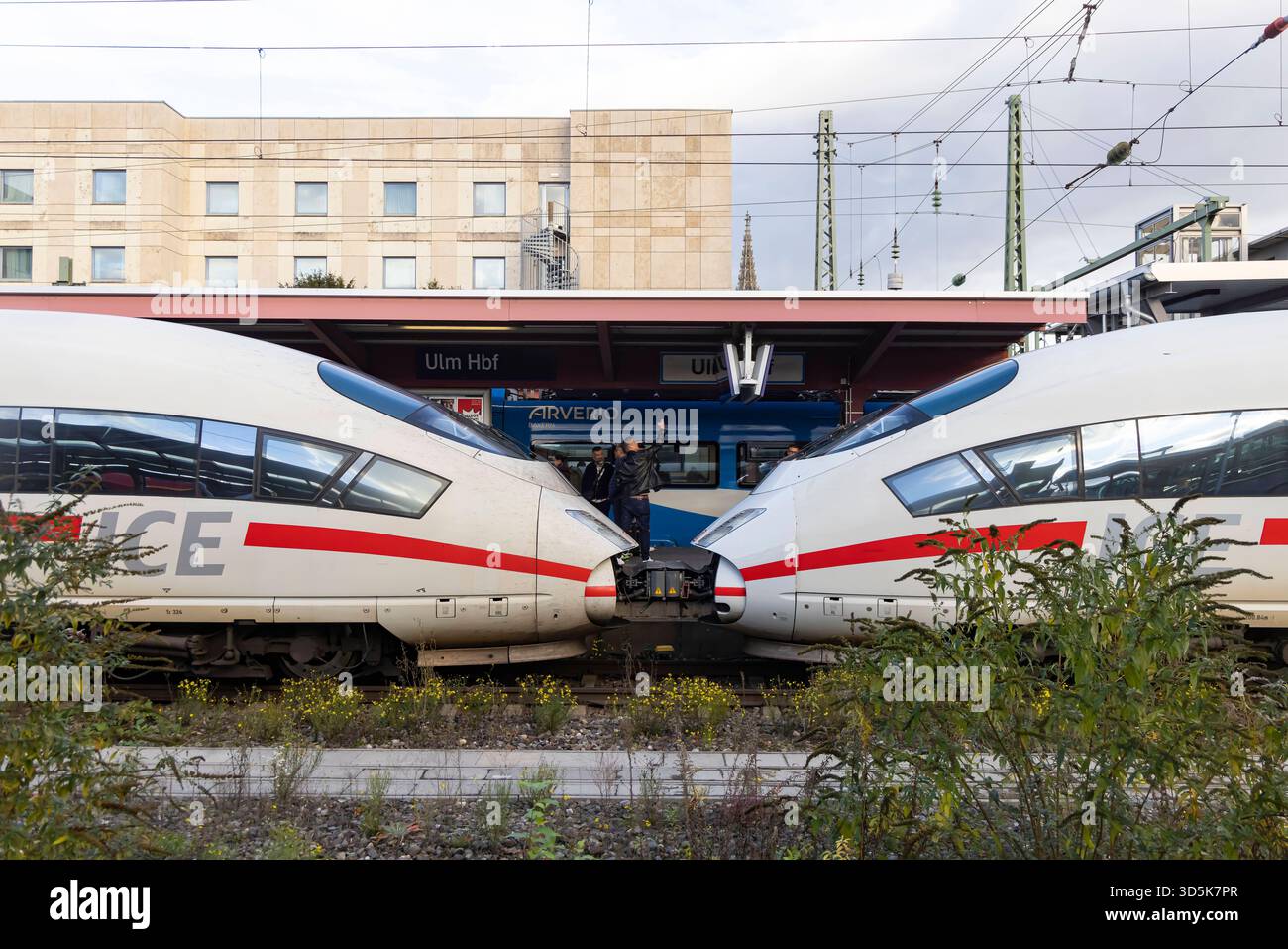Hauptbahnhof Ulm mit ICE. // 03.11.2025. Ulm an der Donau, Baden ...