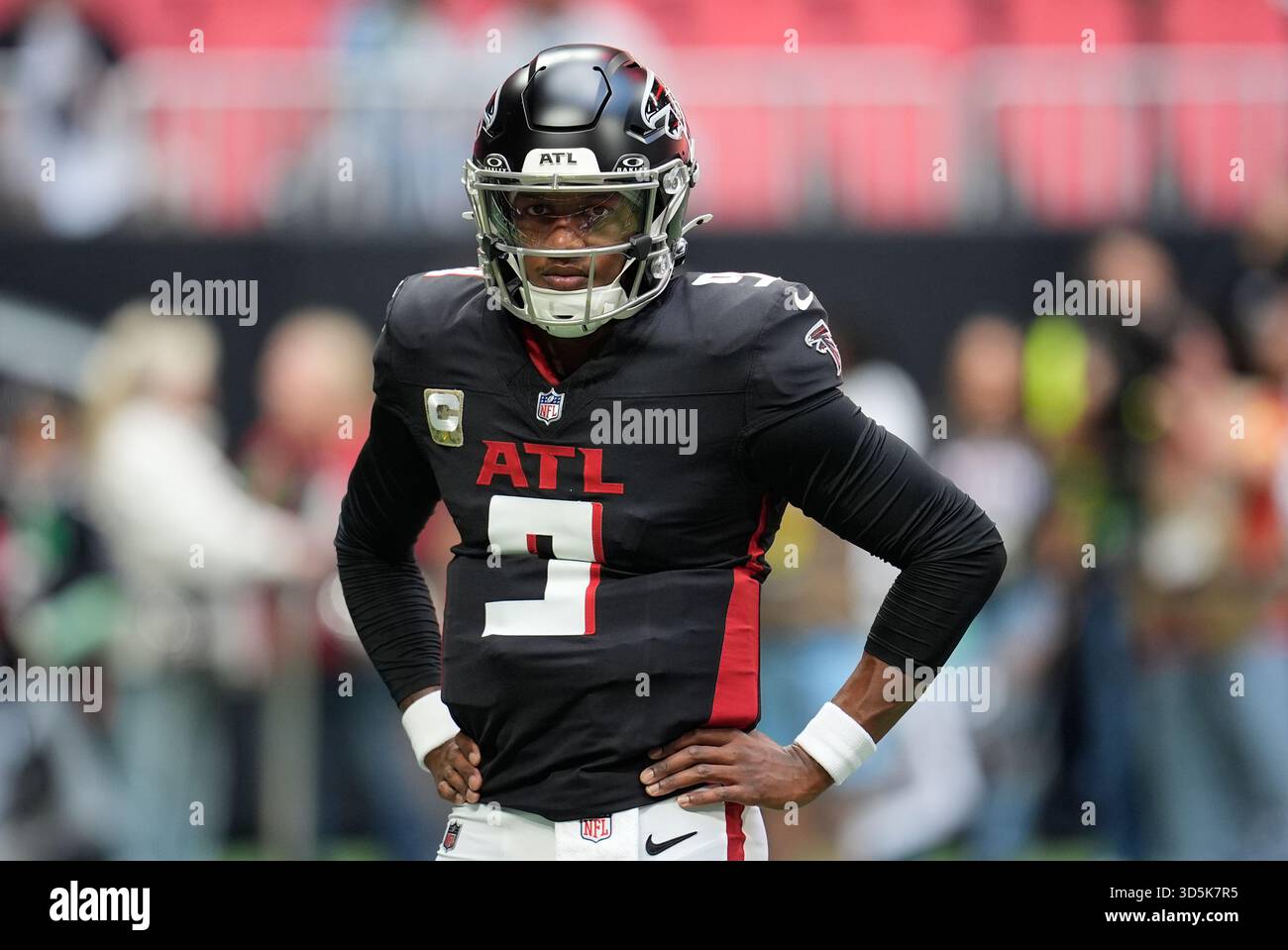 Atlanta Falcons quarterback Michael Penix Jr. (9) warms up before an ...