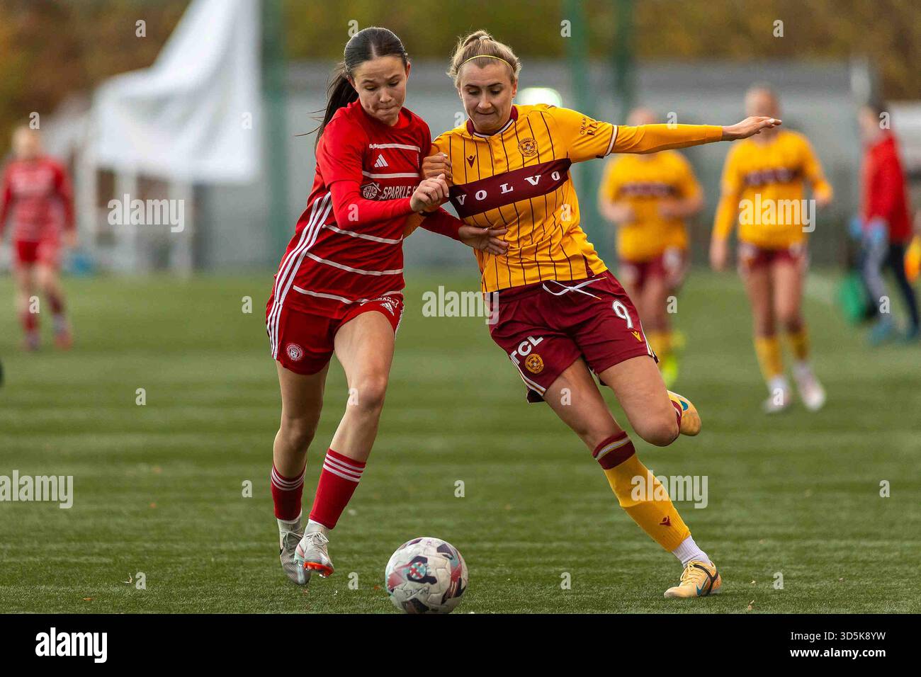 Possession football premier league hi-res stock photography and images ...