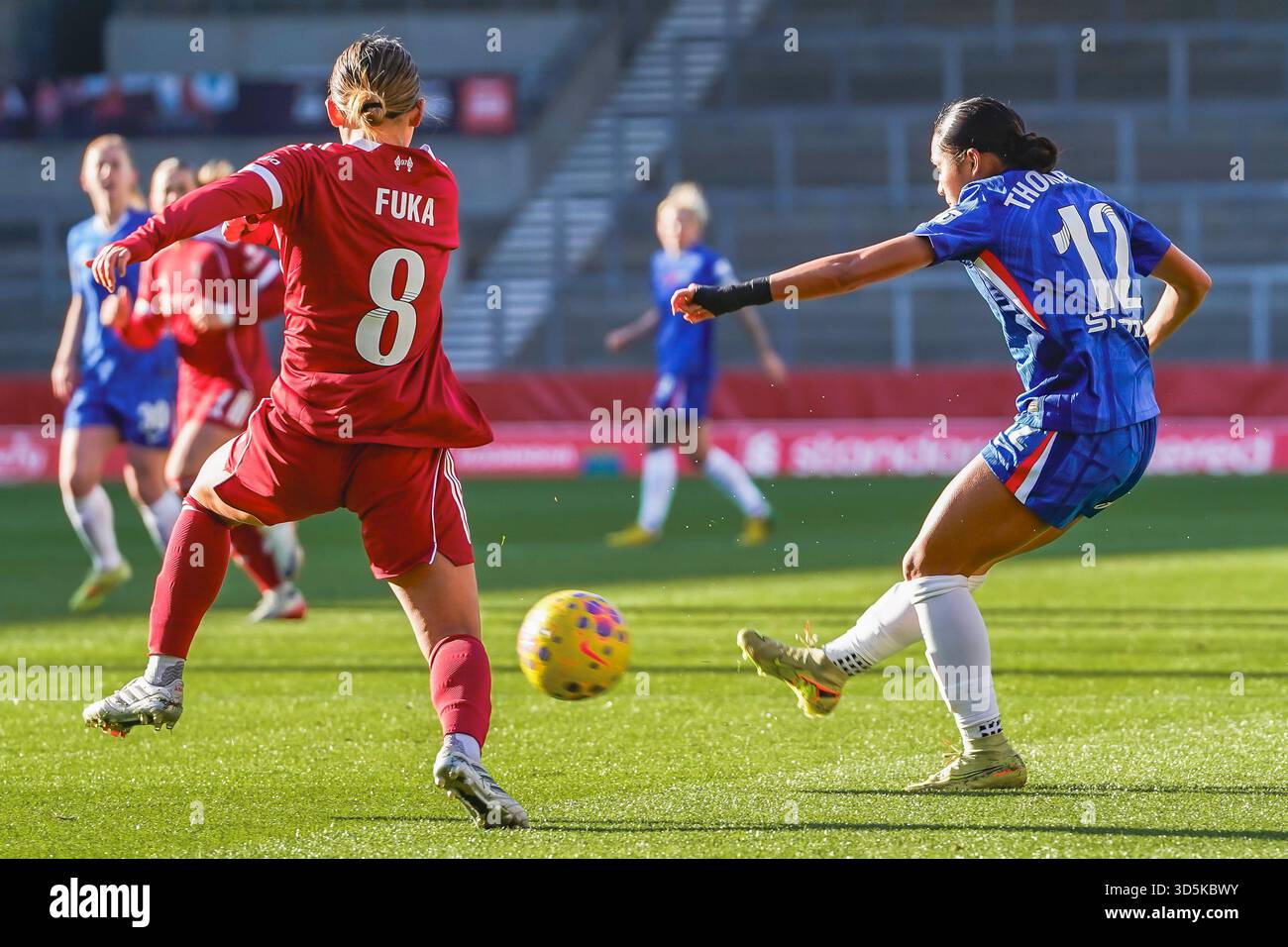 ST HELENS, ENGLAND - November 16: Alyssa Thompsonof Chelsea FC with a ...