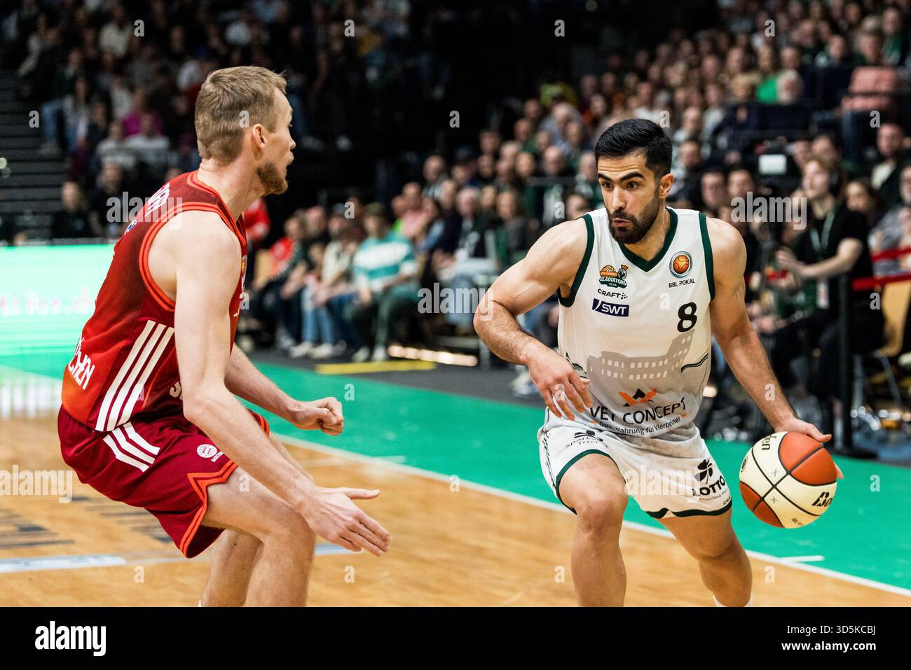 Justus Hollatz (FC FC Bayern Munich, 21), Behnam Yakhchali (Vet-Concept ...