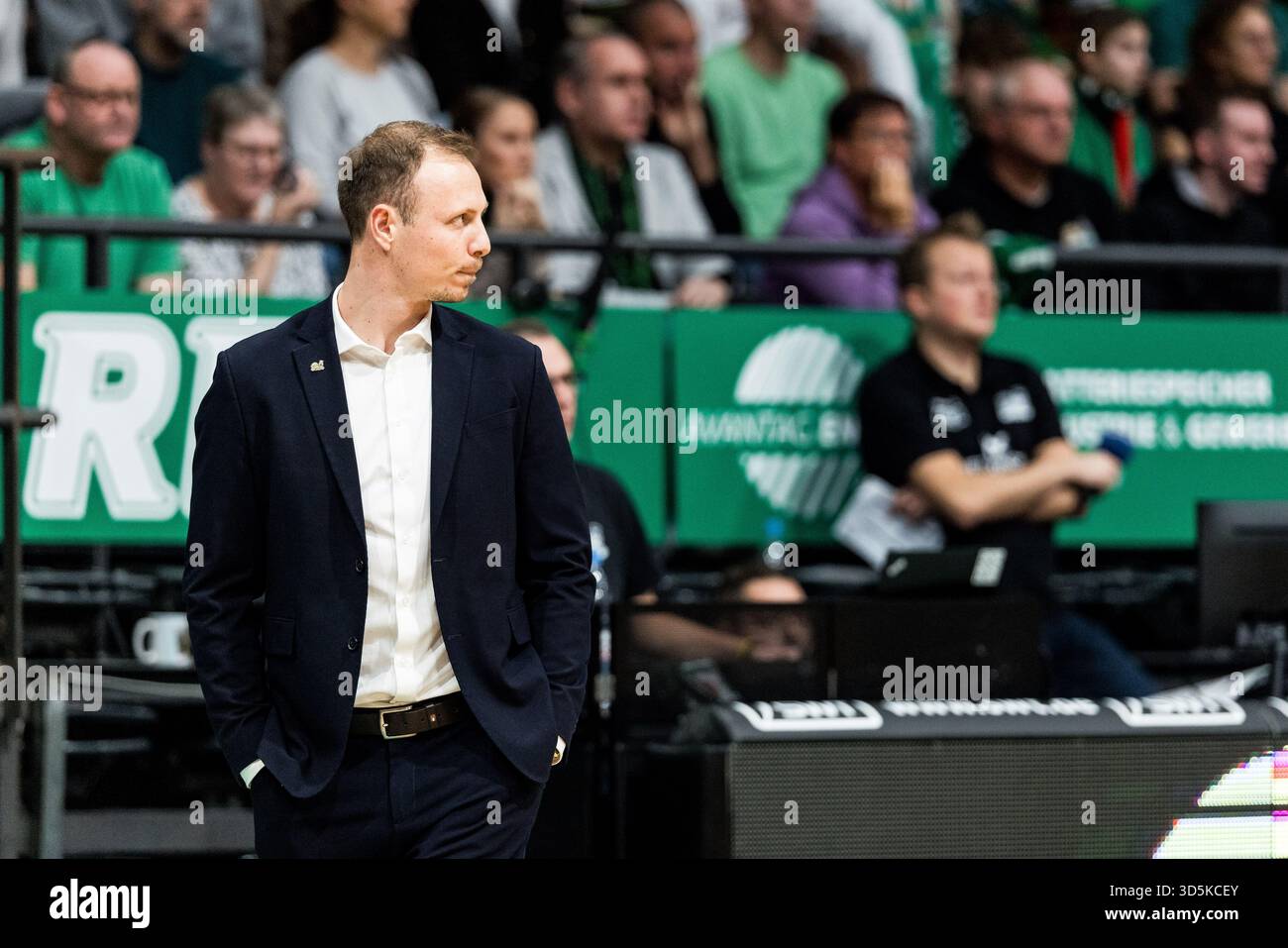 Jacques Schneider (Trainer [coach] Vet-Concept Gladiators Trier) BBL ...