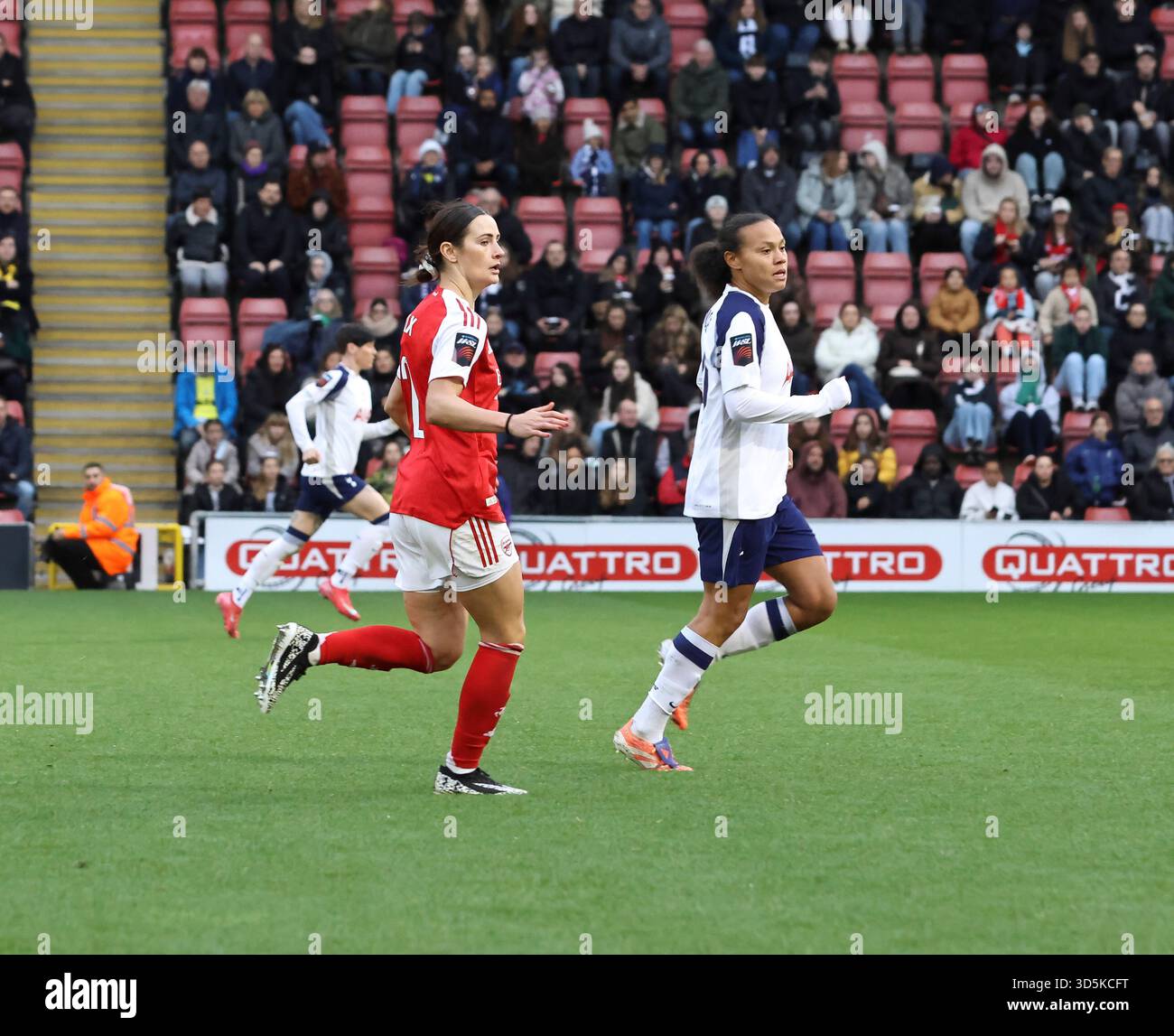 Emily Fox (Arsenal 2) during the Women's Super League game between ...
