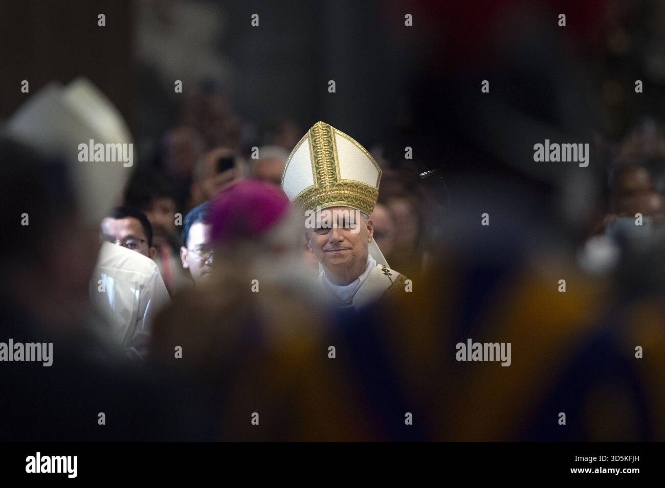 **NO LIBRI** Italy, Rome, Vatican, 2025/11/16 Pope Leo XIV leads a mass ...