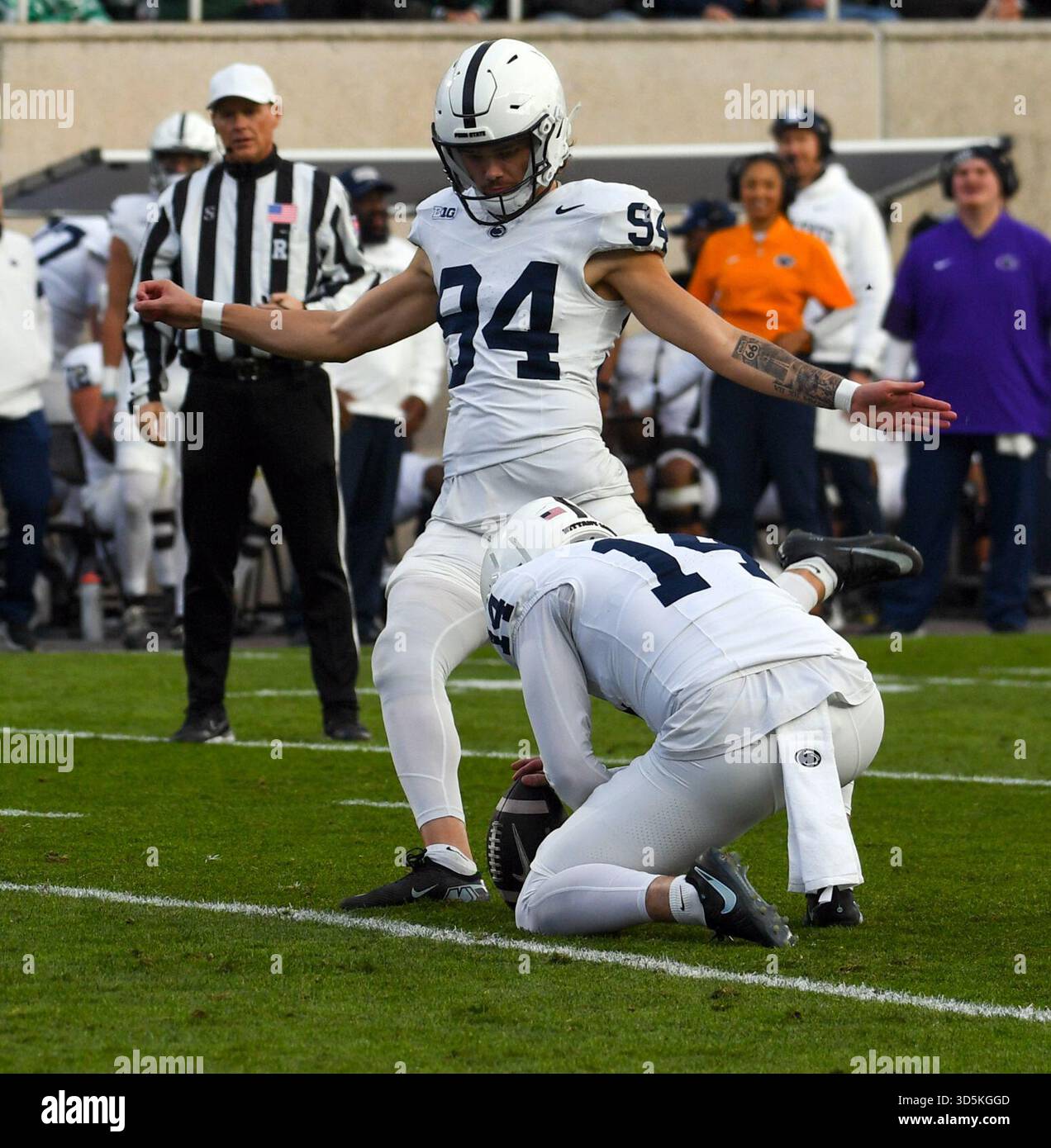 November 15, 2025: Penn State kicker Ryan Barker (94) prepares to kick ...