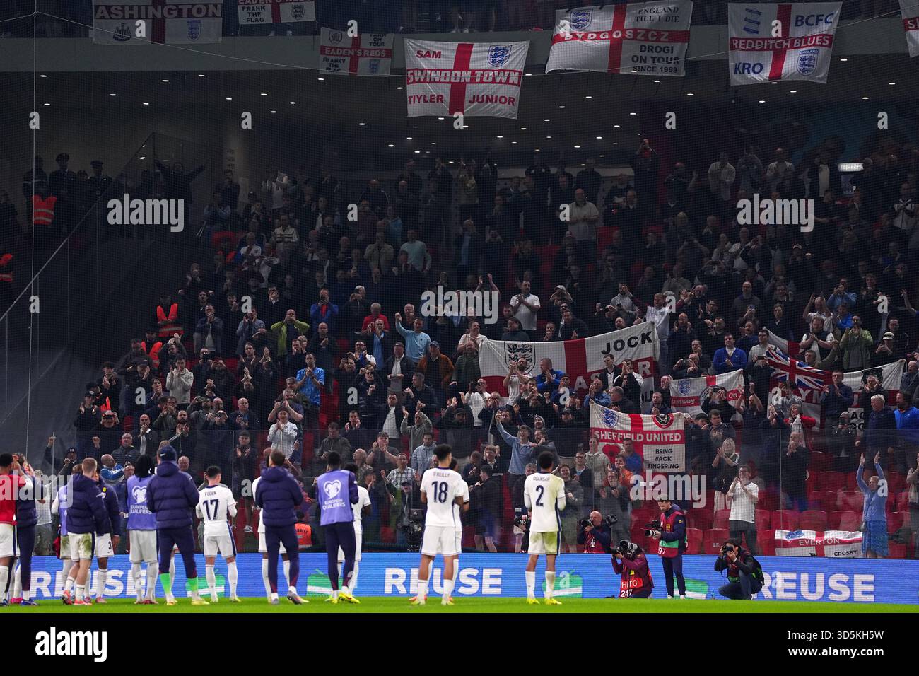 England players applaud the fans after the final whistle in the FIFA ...