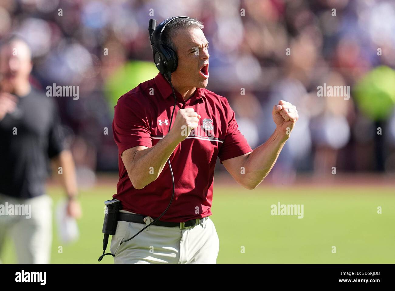 South Carolina head coach Shane Beamer encourages his players during ...