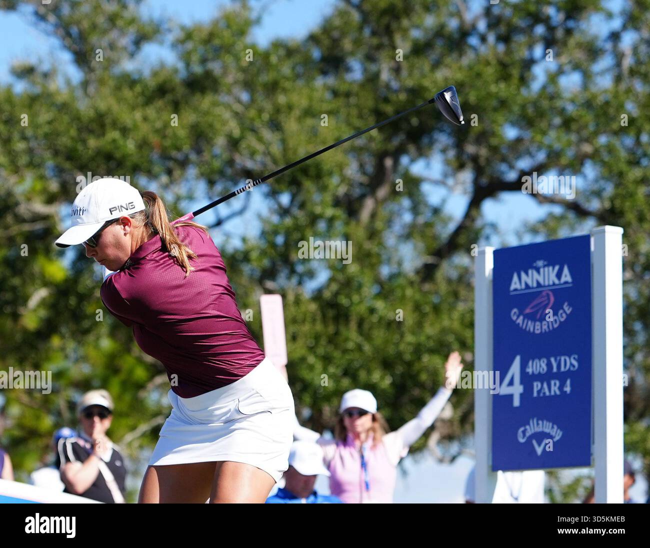 BELLEAIR, FL - NOVEMBER 16: LPGA player Jennifer Kupcho plays her tee ...