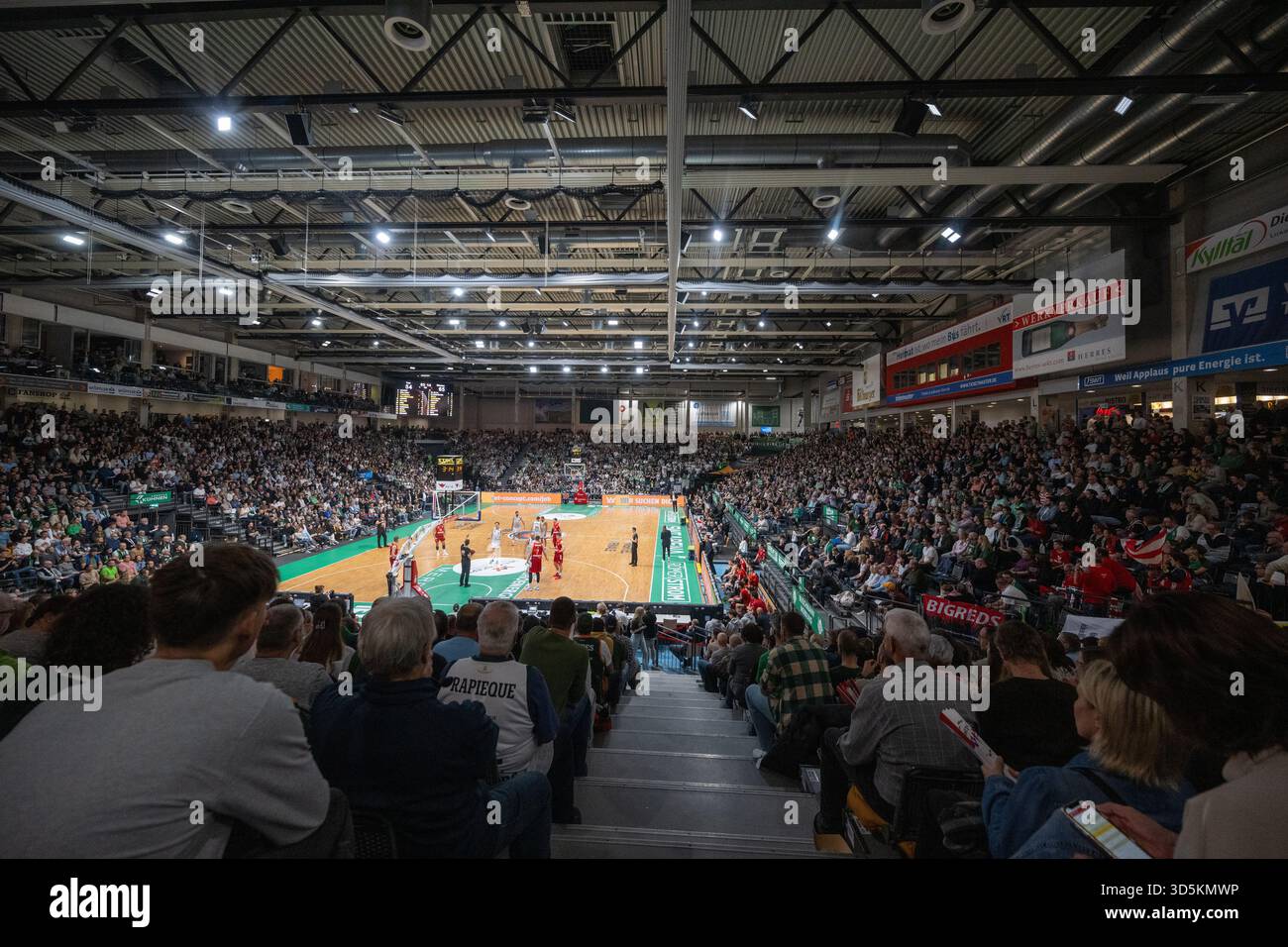 16 November 2025, Rhineland-Palatinate, Trier: Basketball: BBL Cup ...