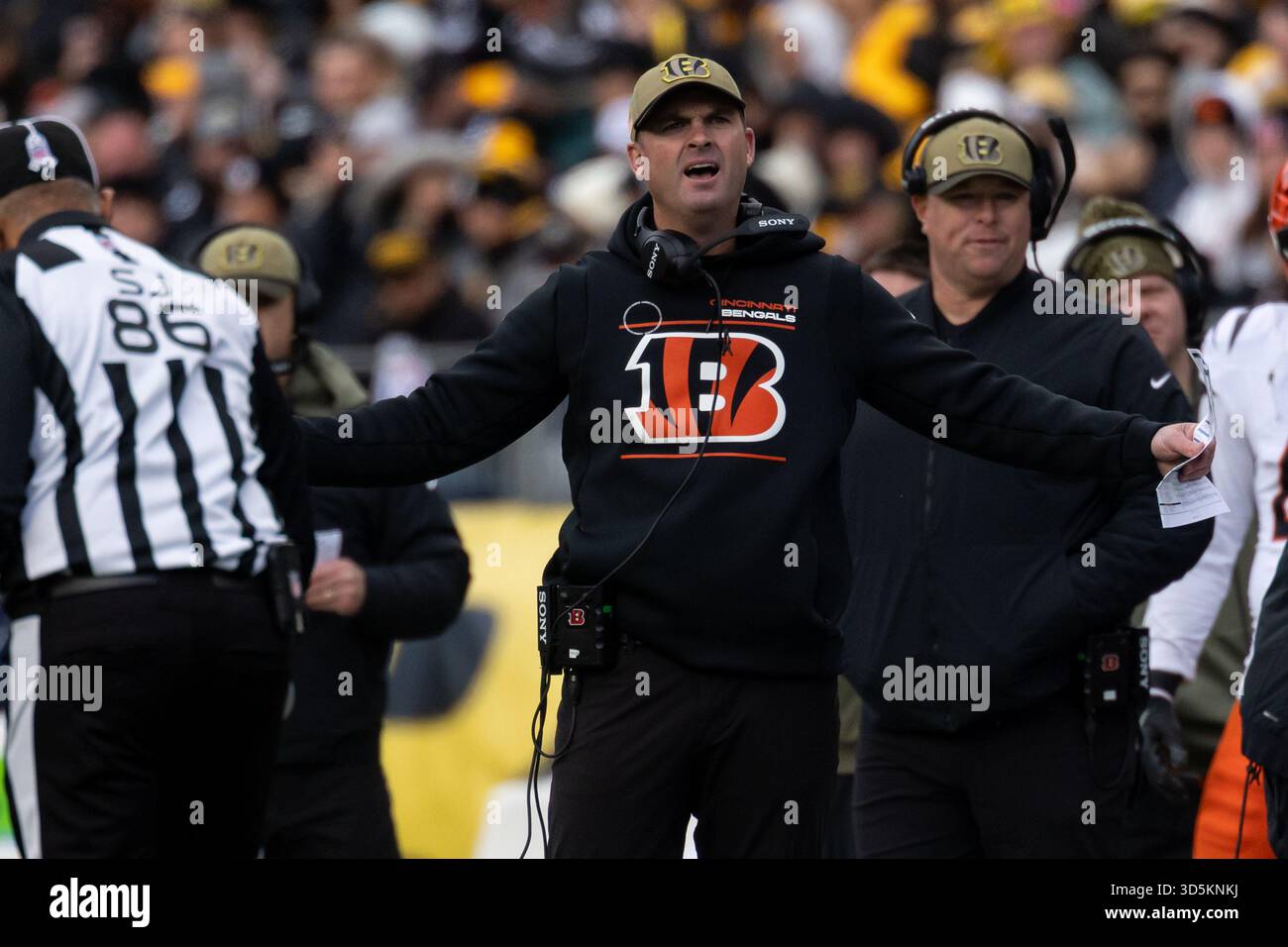 Cincinnati Bengals head coach Zac Taylor reacts during an NFL football ...