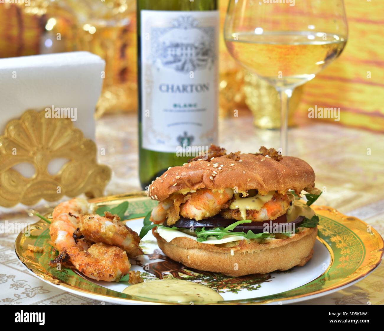 Gourmet shrimp burger served hi-res stock photography and images - Alamy