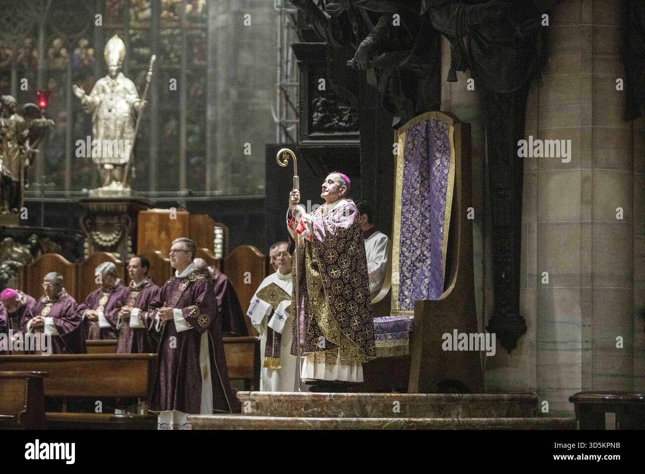 Milan Cathedral: Eucharistic celebration at the beginning of Advent ...