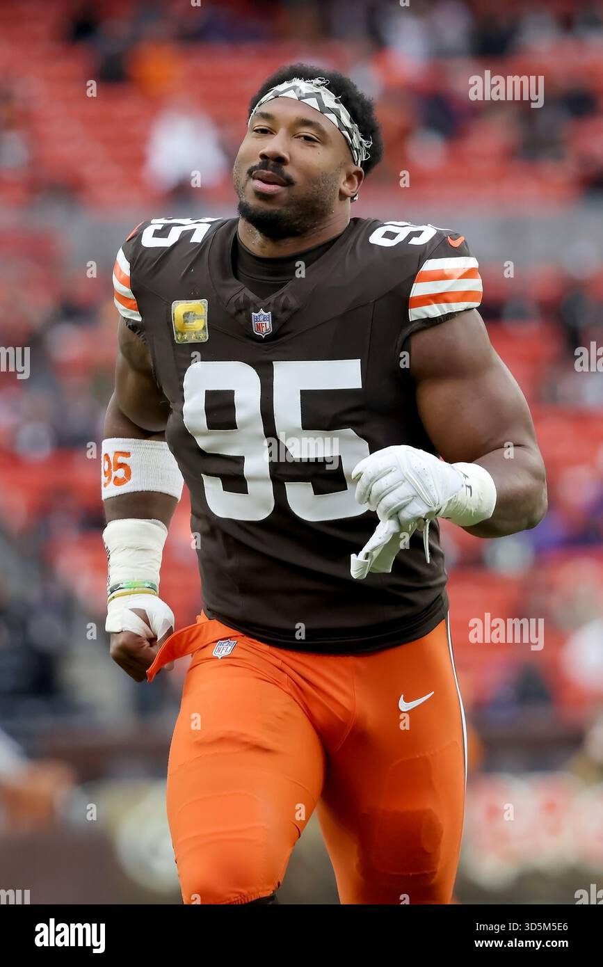 Cleveland Browns defensive end Myles Garrett (95) warms up prior to the start of an NFL football ...