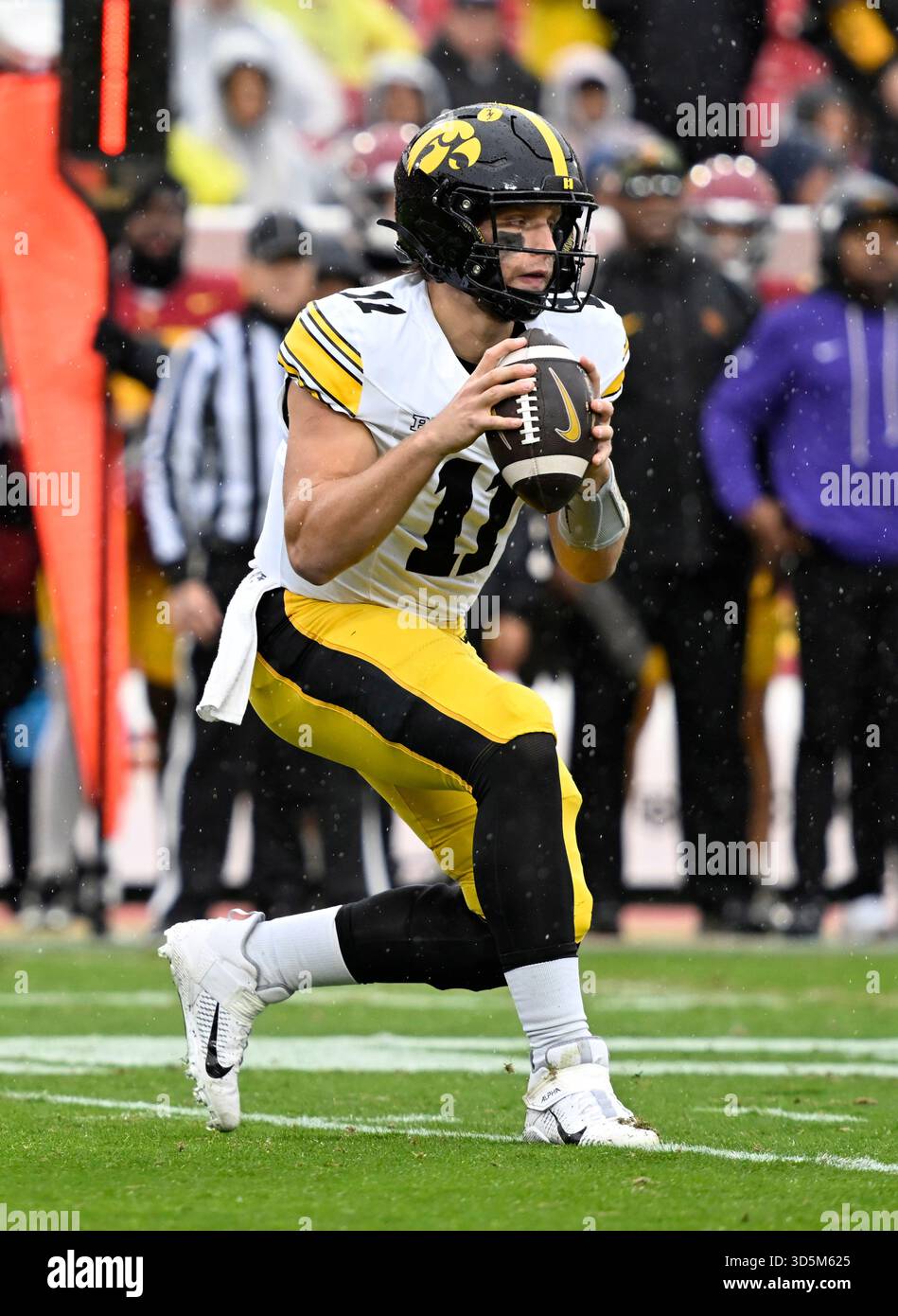November 15, 2025 Iowa Hawkeyes quarterback Mark Gronowski (11) in ...