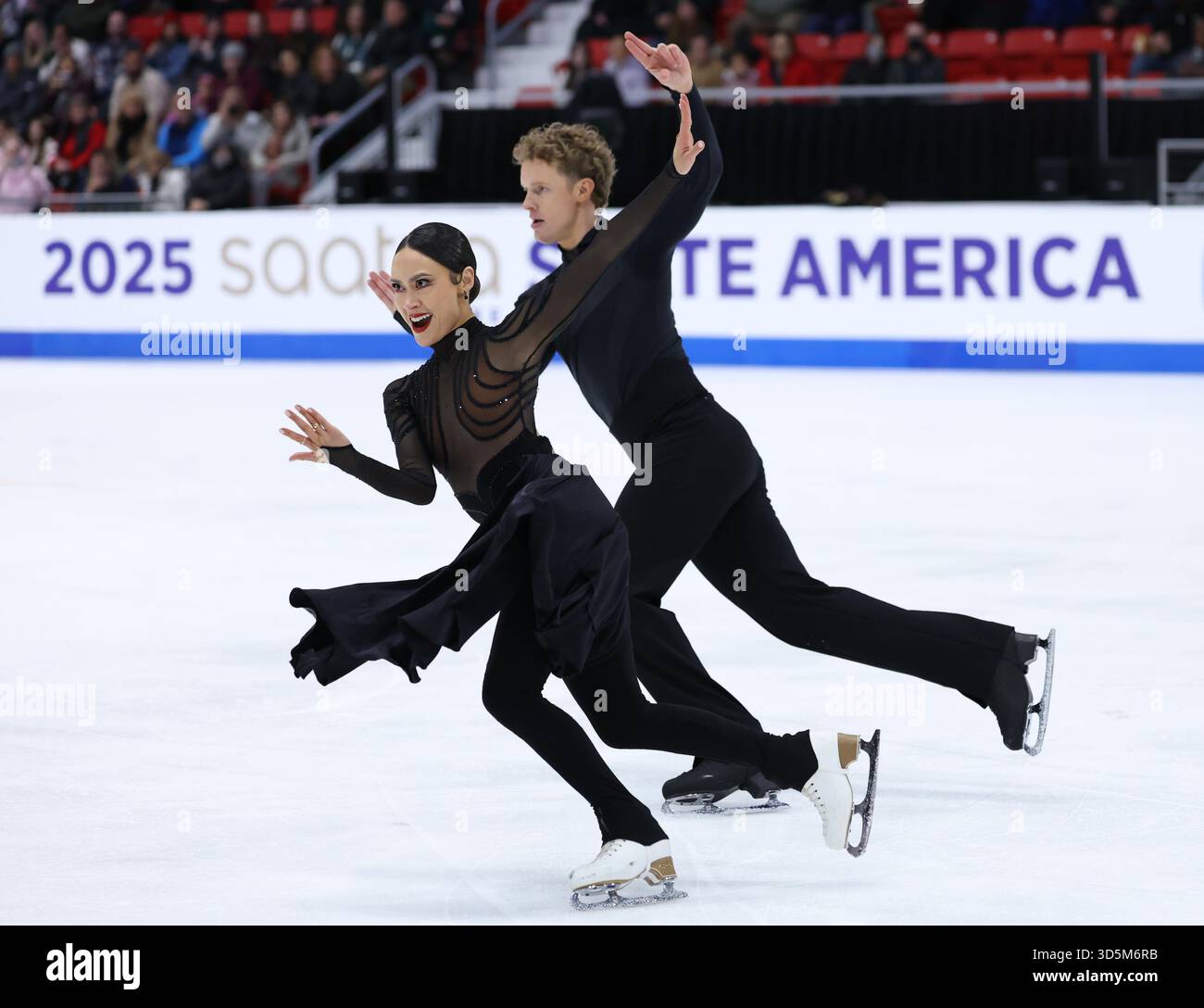 Madison CHOCK and Evan BATES of United States perform in the Ice Dance ...