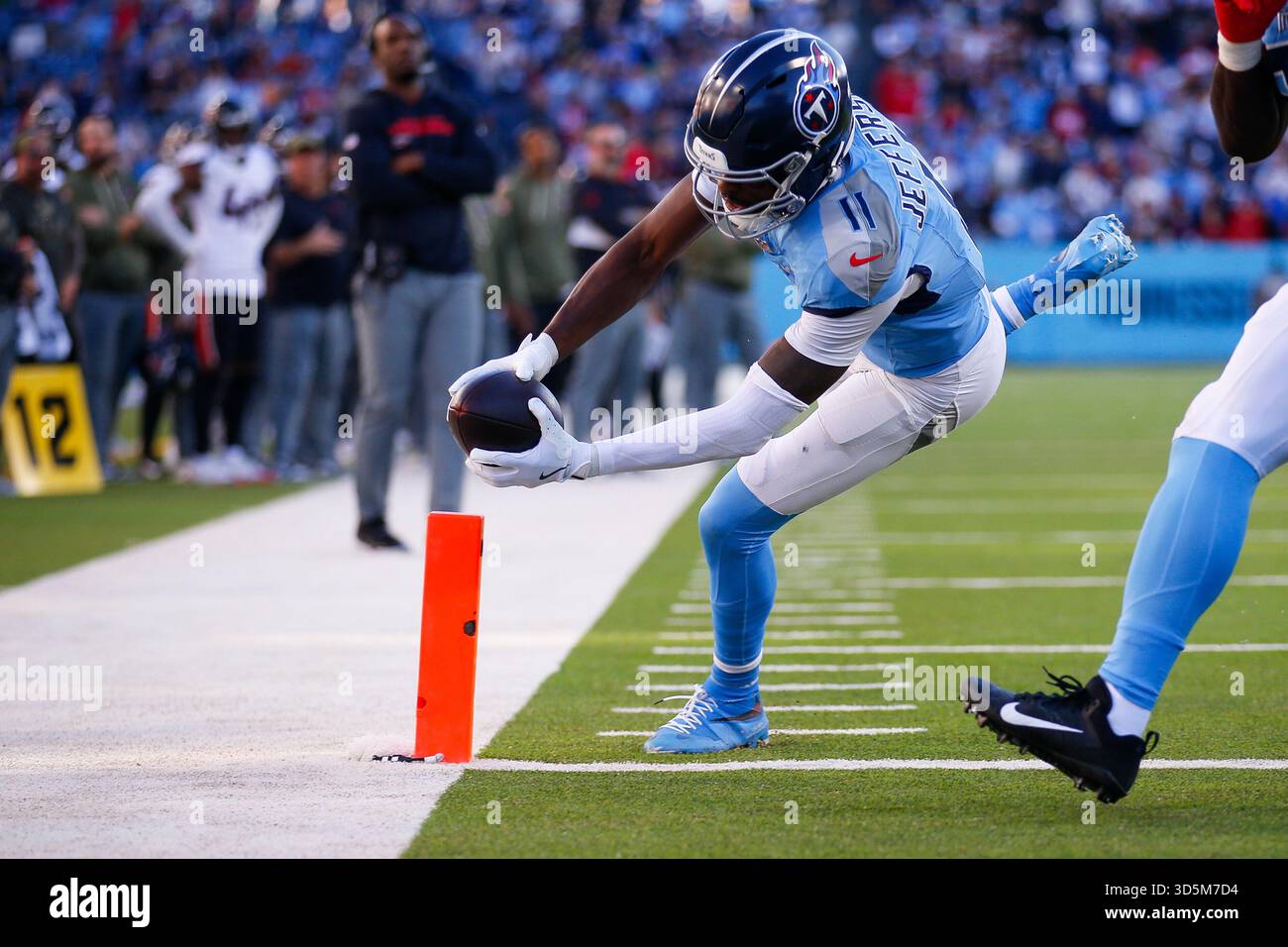 Tennessee Titans wide receiver Van Jefferson (11) scores a touchdown ...