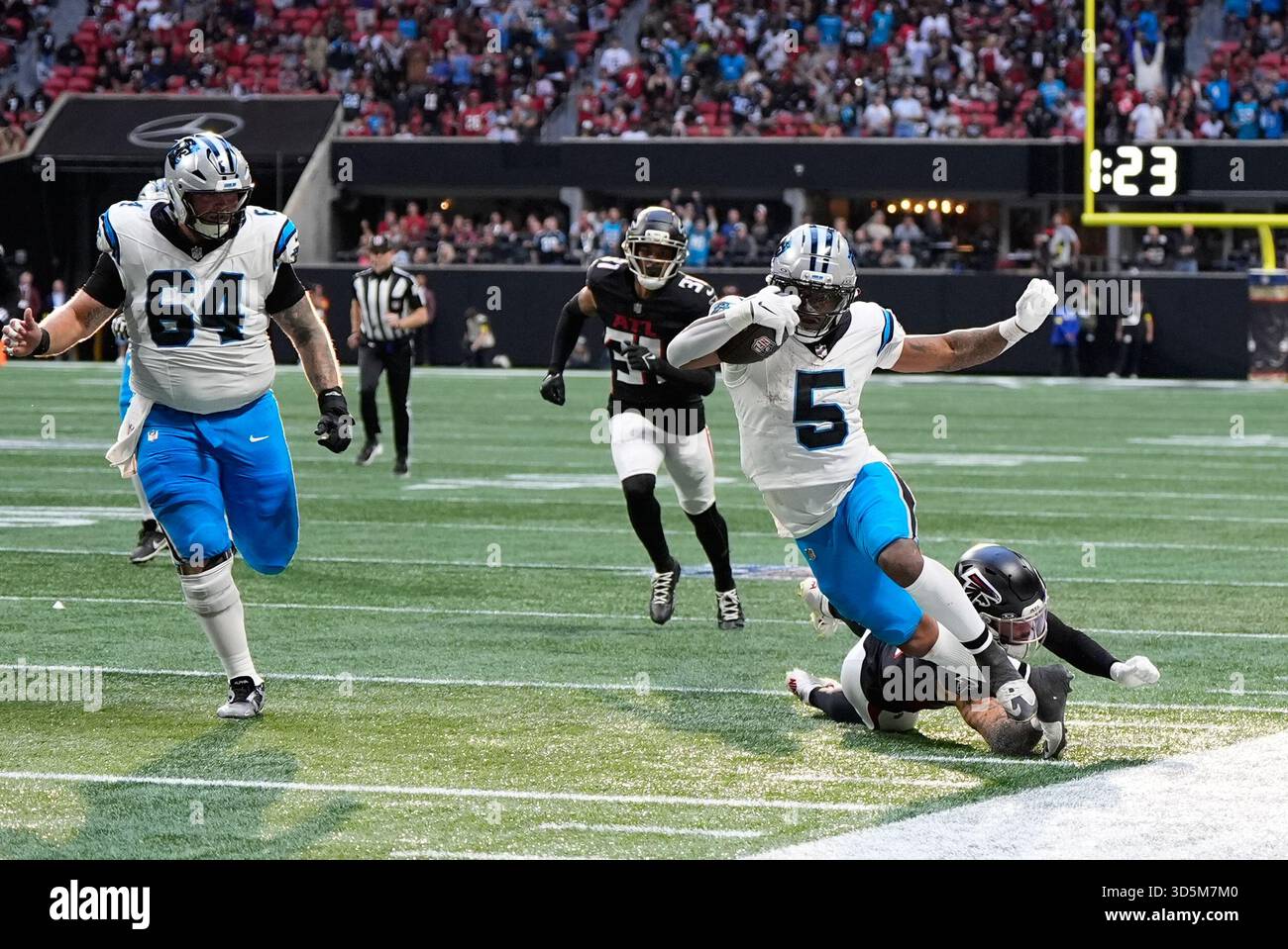 Carolina Panthers running back Rico Dowdle (5) carries on a long pass ...