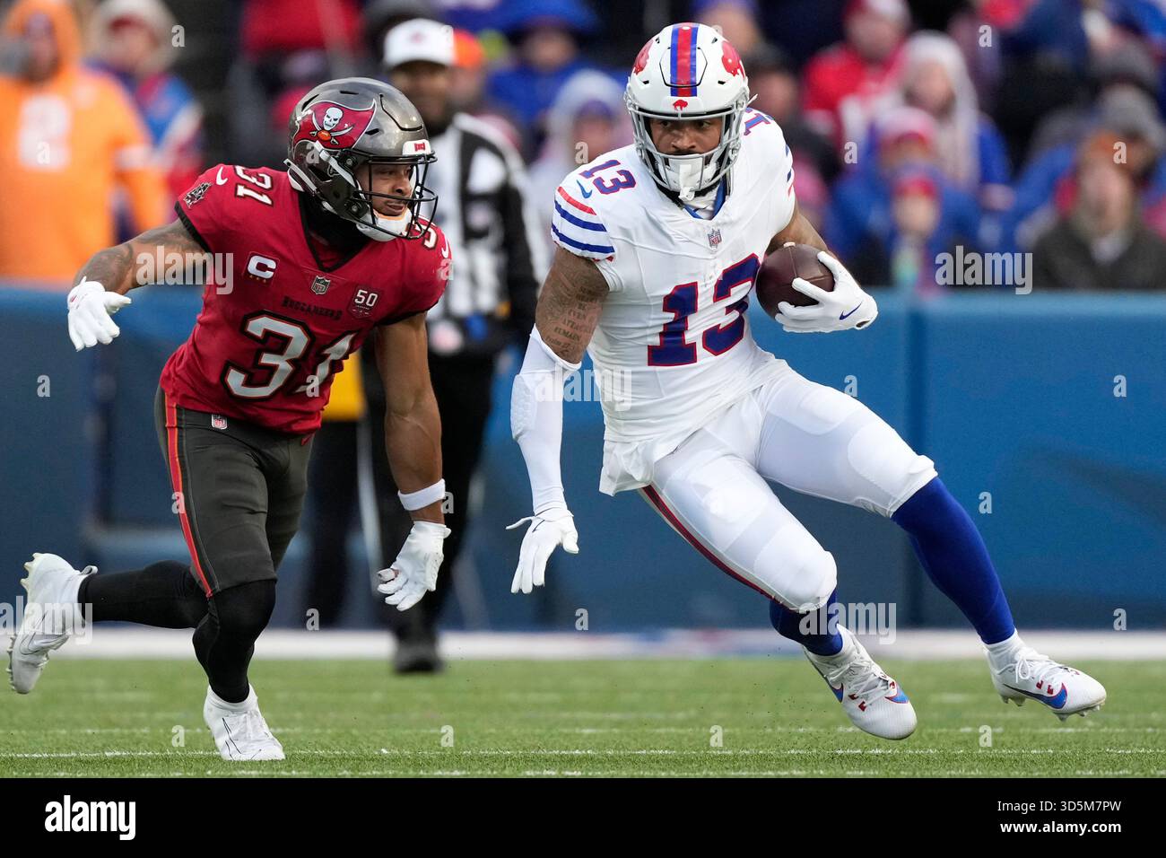 Buffalo Bills wide receiver Gabe Davis (13) runs against Tampa Bay ...