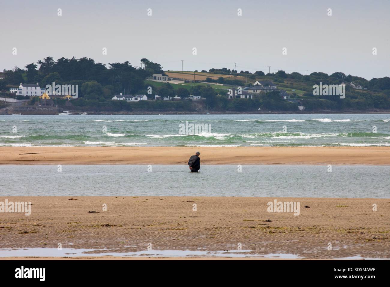 Fully clothed in water hi-res stock photography and images - Alamy