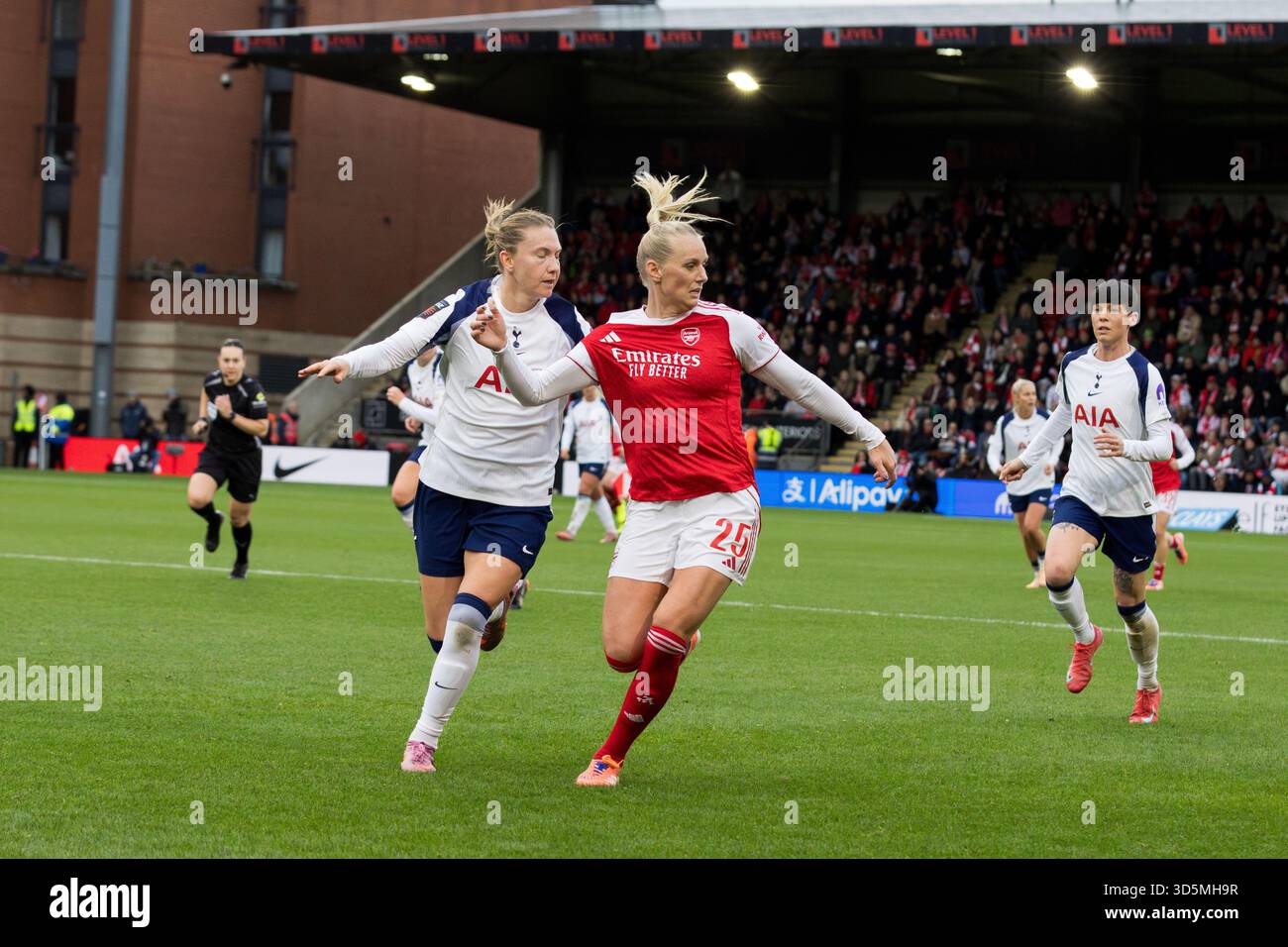 London, UK. 16th Nov 2025. Clare Hunt of Tottenham Hotspur Women and ...