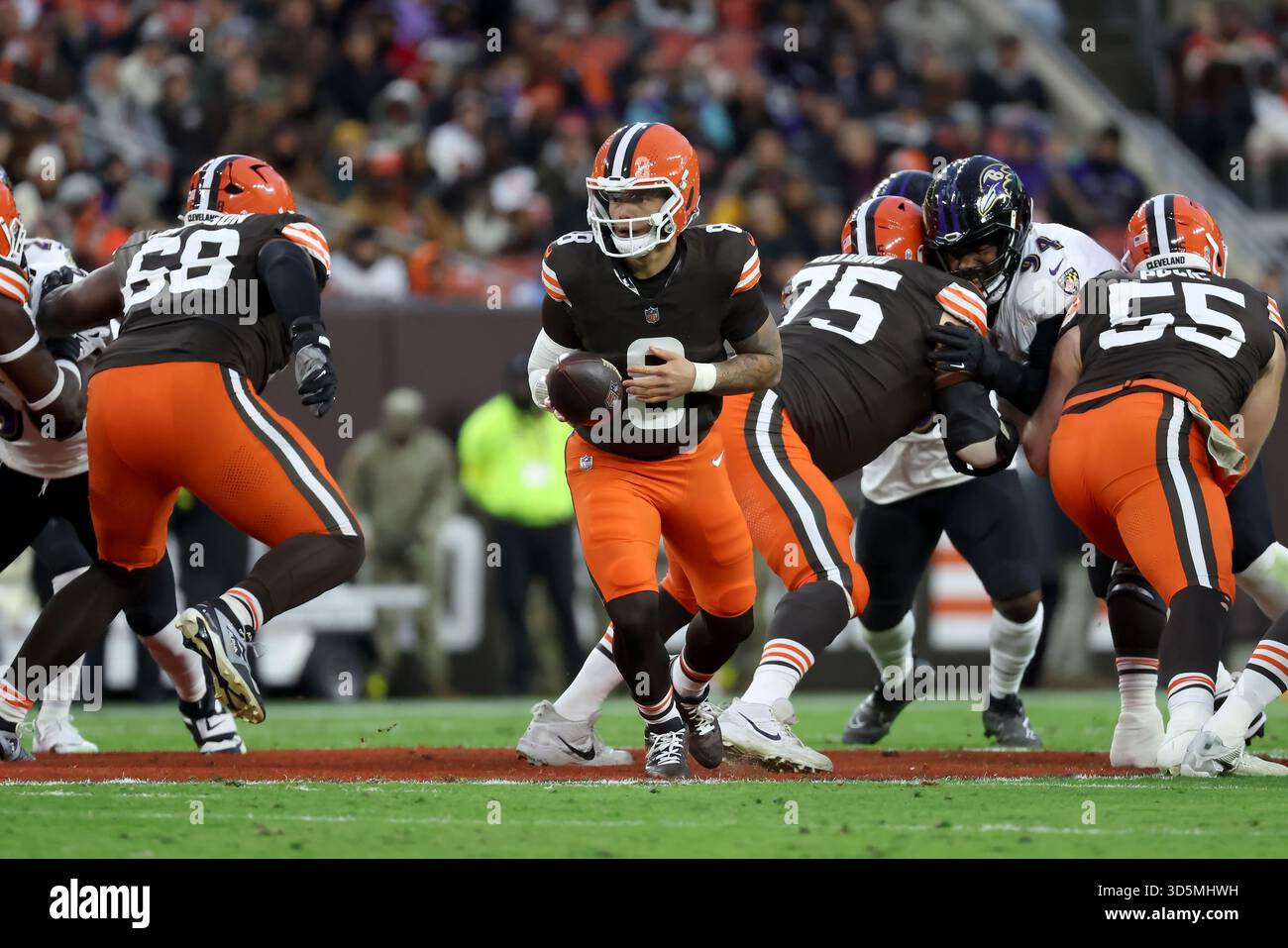 Cleveland Browns quarterback Dillon Gabriel (8) drops back with the ...