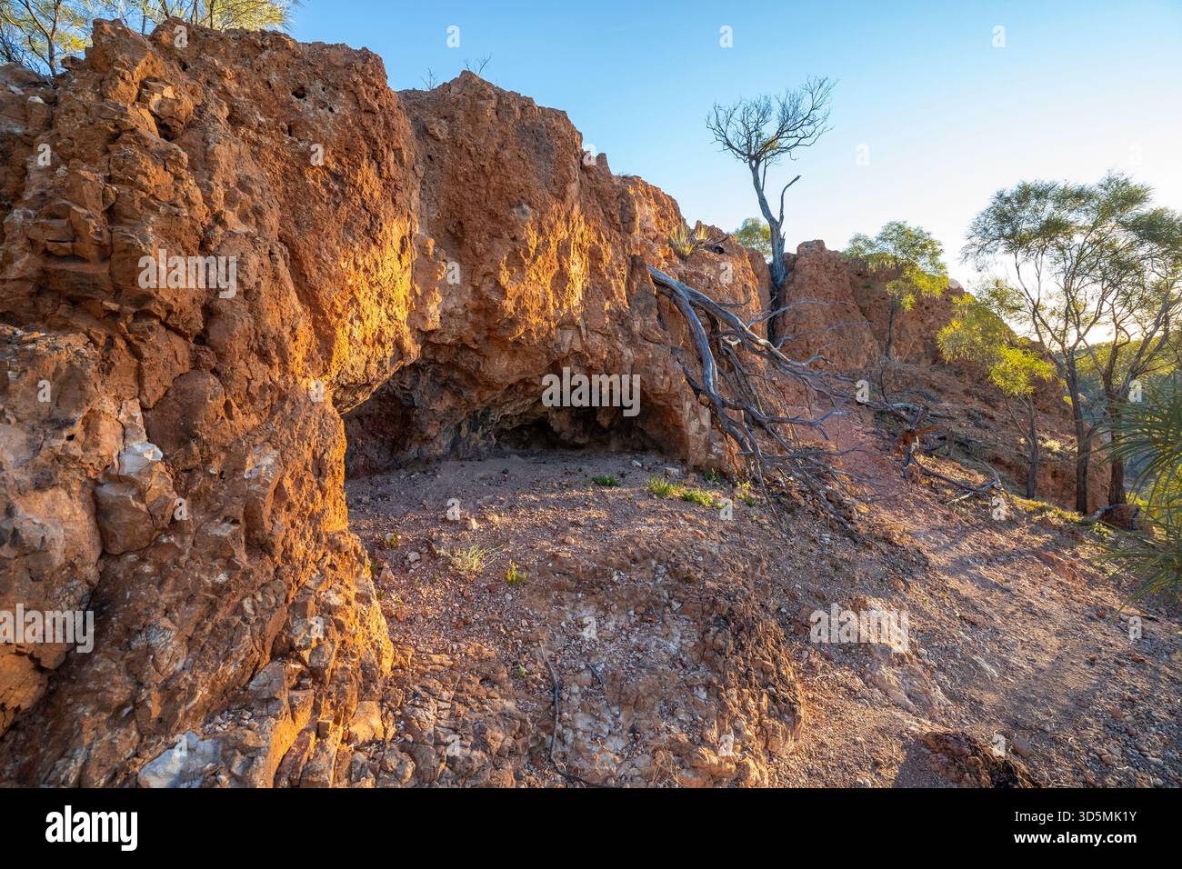 Cave at Baldy Top Lookout, Quilpie, Queensland, Australia Stock Photo ...