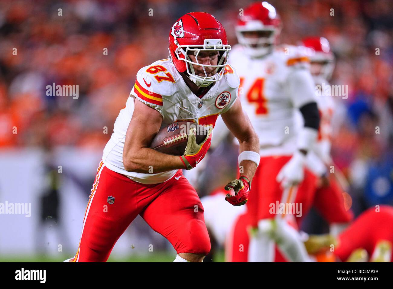Kansas City Chiefs tight end Travis Kelce scores during the second half ...