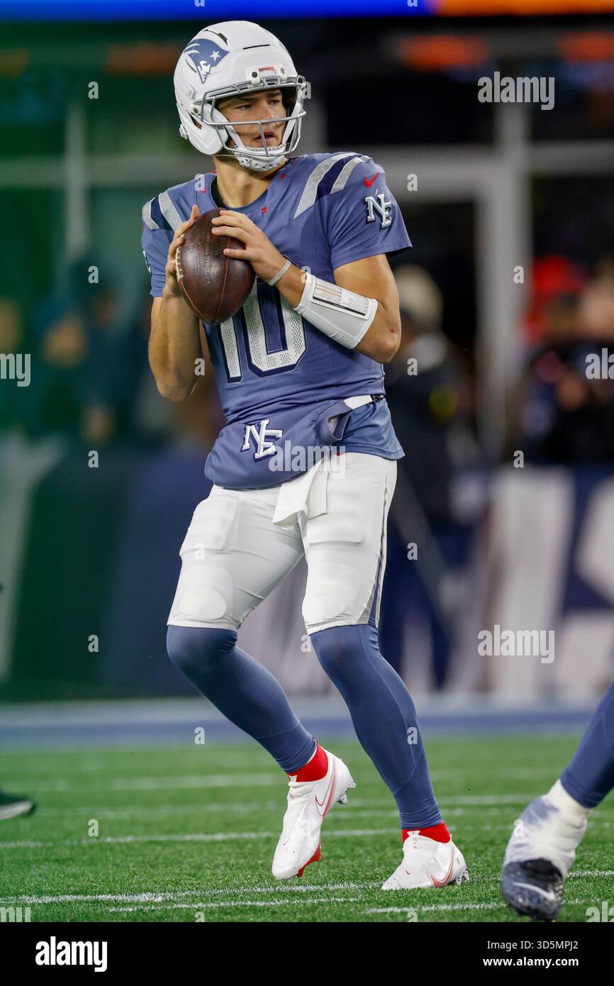 New England Patriots quarterback Drake Maye (10) drops back to make a ...