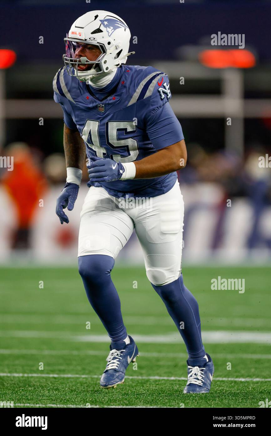 New England Patriots linebacker Caleb Murphy (45) rushes during the ...