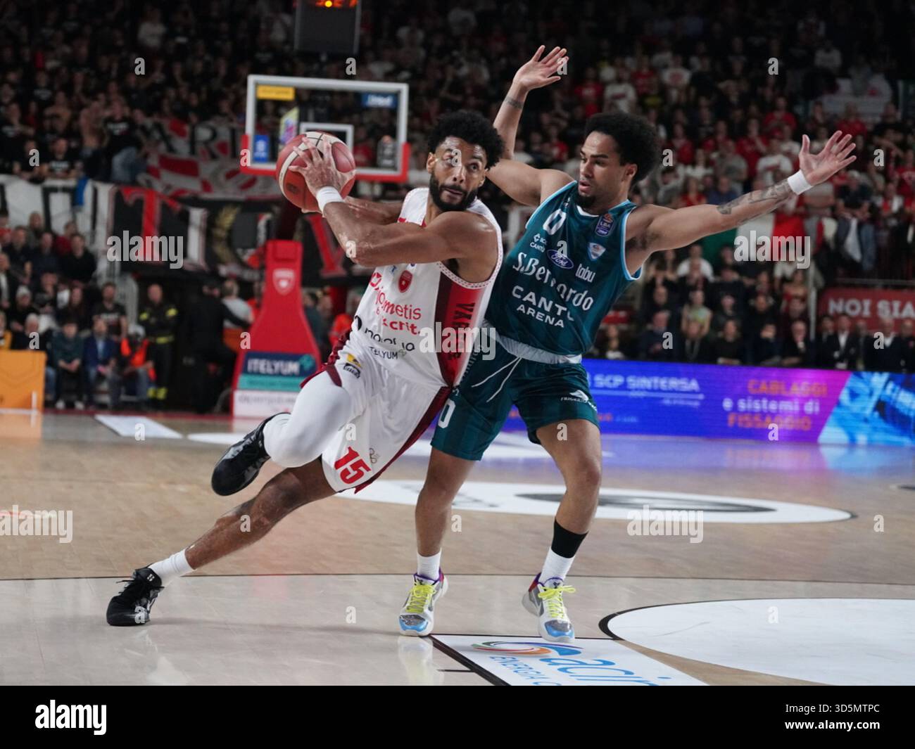 15 Nate Renfro Openjob Metis Varese, 0 Jacob Gilyard Pallacanestro ...