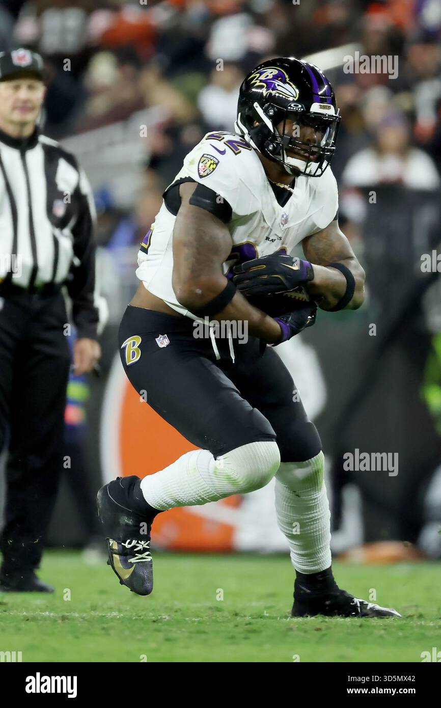 Baltimore Ravens running back Derrick Henry (22) runs with the ball ...