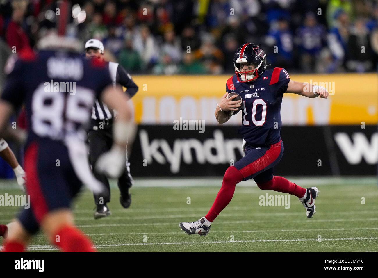 Montreal Alouettes quarterback Davis Alexander (10) runs the ball while ...
