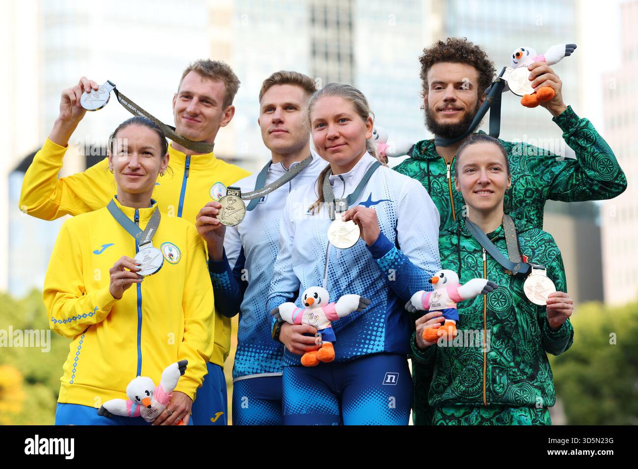 (L-R) FEDOSIEIEVA Hanna & LEVYTSKYI Nazar (UKR), RUOKONEN Sara-Elise ...