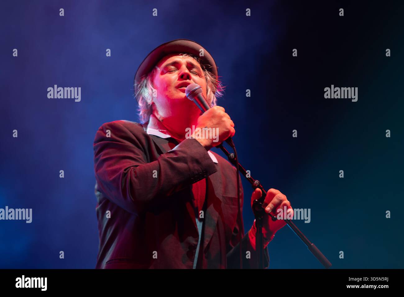 London, United Kingdom. 16th November 2025. Peter Doherty's ...