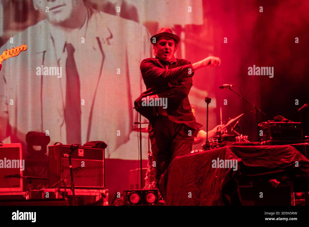 London, United Kingdom. 16th November 2025. Peter Doherty's ...