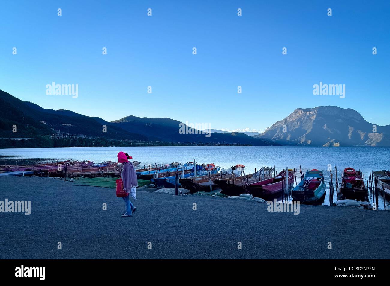 Lijiang china october 15th 2025 hi-res stock photography and images - Alamy