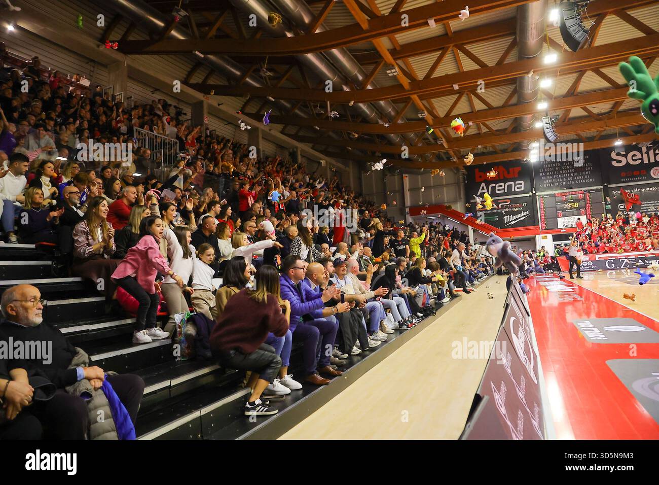 Teddy Bears Toss Day Fortitudo Flats Service Bologna SERIE A2 match ...