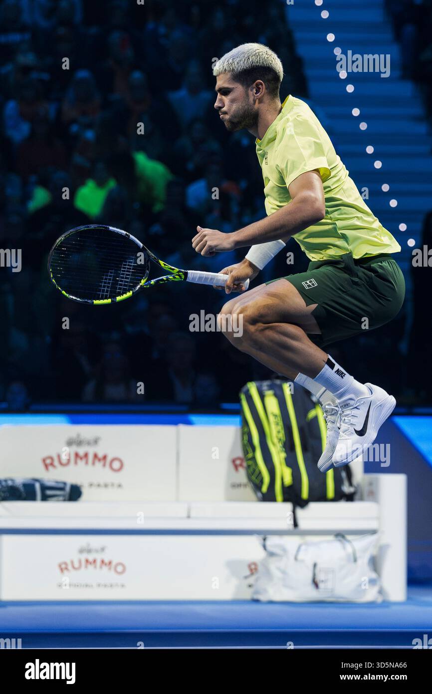 Carlos Alcaraz of Spain jumps prior to his final singles match against ...