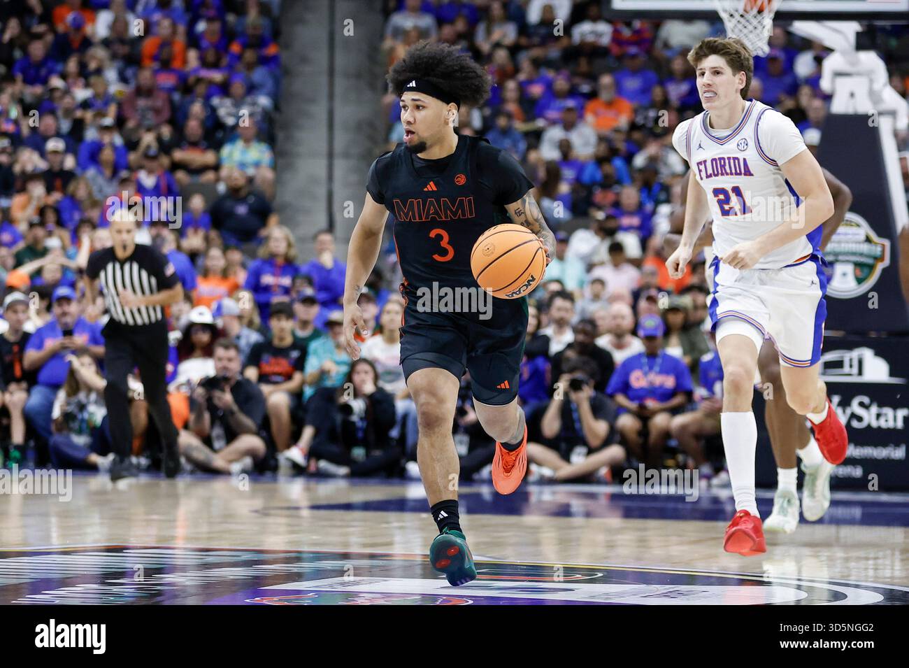 JACKSONVILLE, FL - NOVEMBER 16: Miami (FL) Hurricanes guard Tre ...