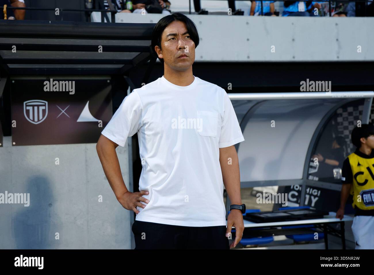 Tomonobu Hayakawa head coach (Matsumoto Yamaga), SEPTEMBER 06, 2025 - Football / Soccer : 2025 ...