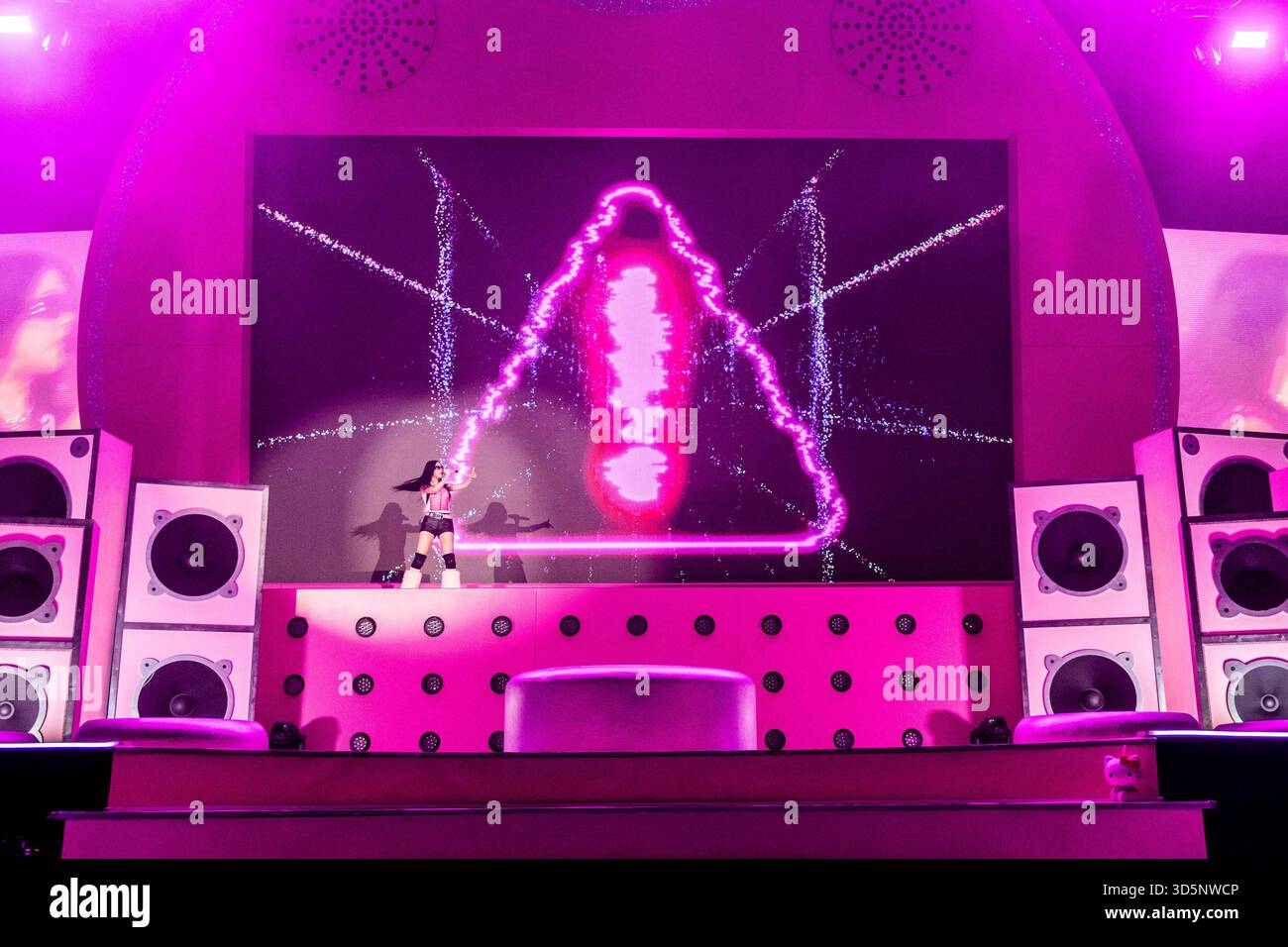 Music Concert - Anna - Vera Baddie Tour 2025 Anna Pepe Mantova ...
