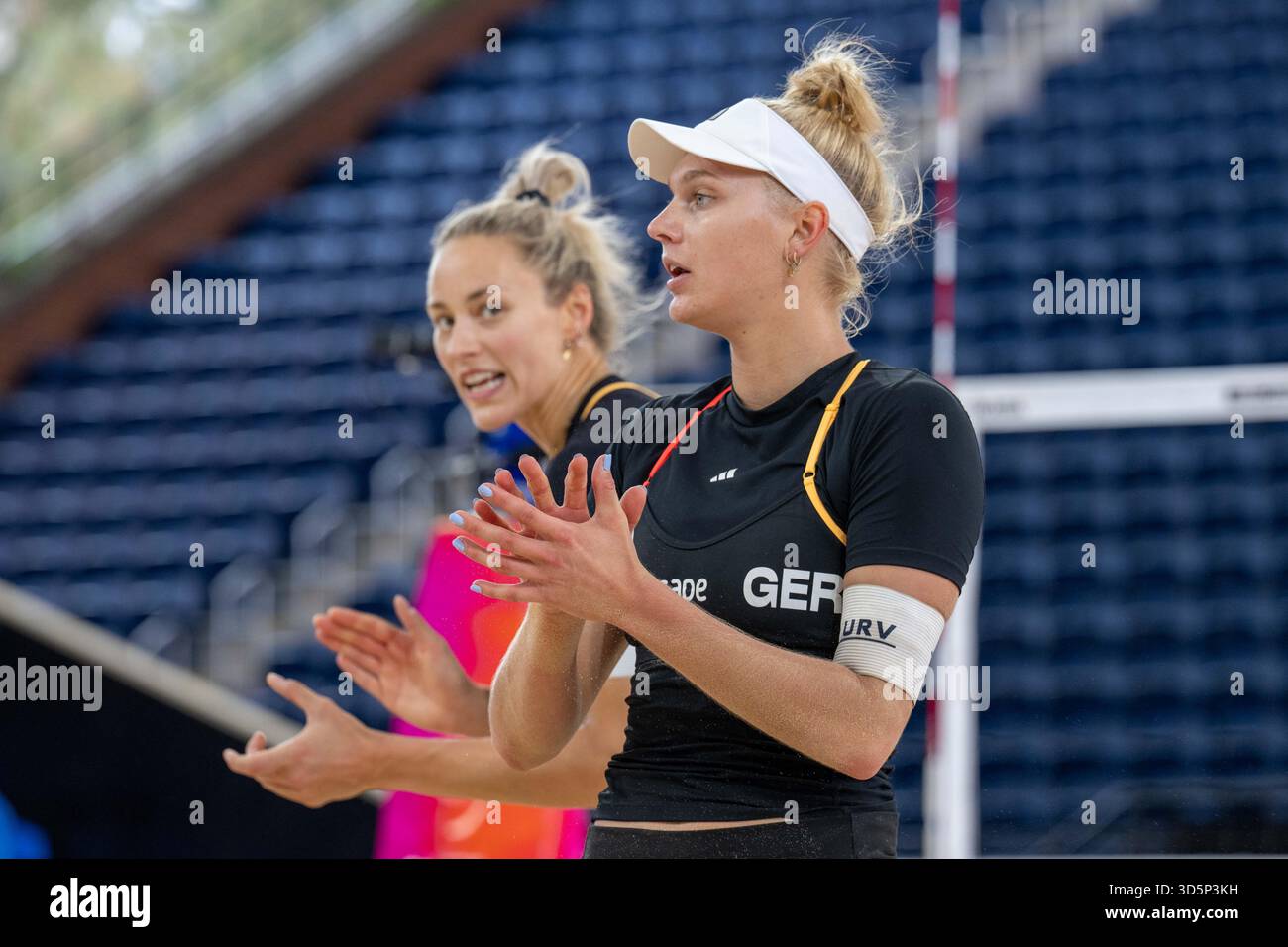ADELAIDE, AUSTRALIA - NOVEMBER 17: Linda Bock (Player 1 - GER) during ...