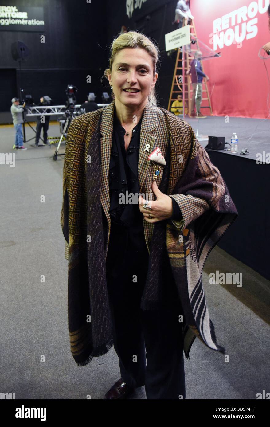 Julie Gayet during The Meeting of Bernard Cazeneuve for the French ...