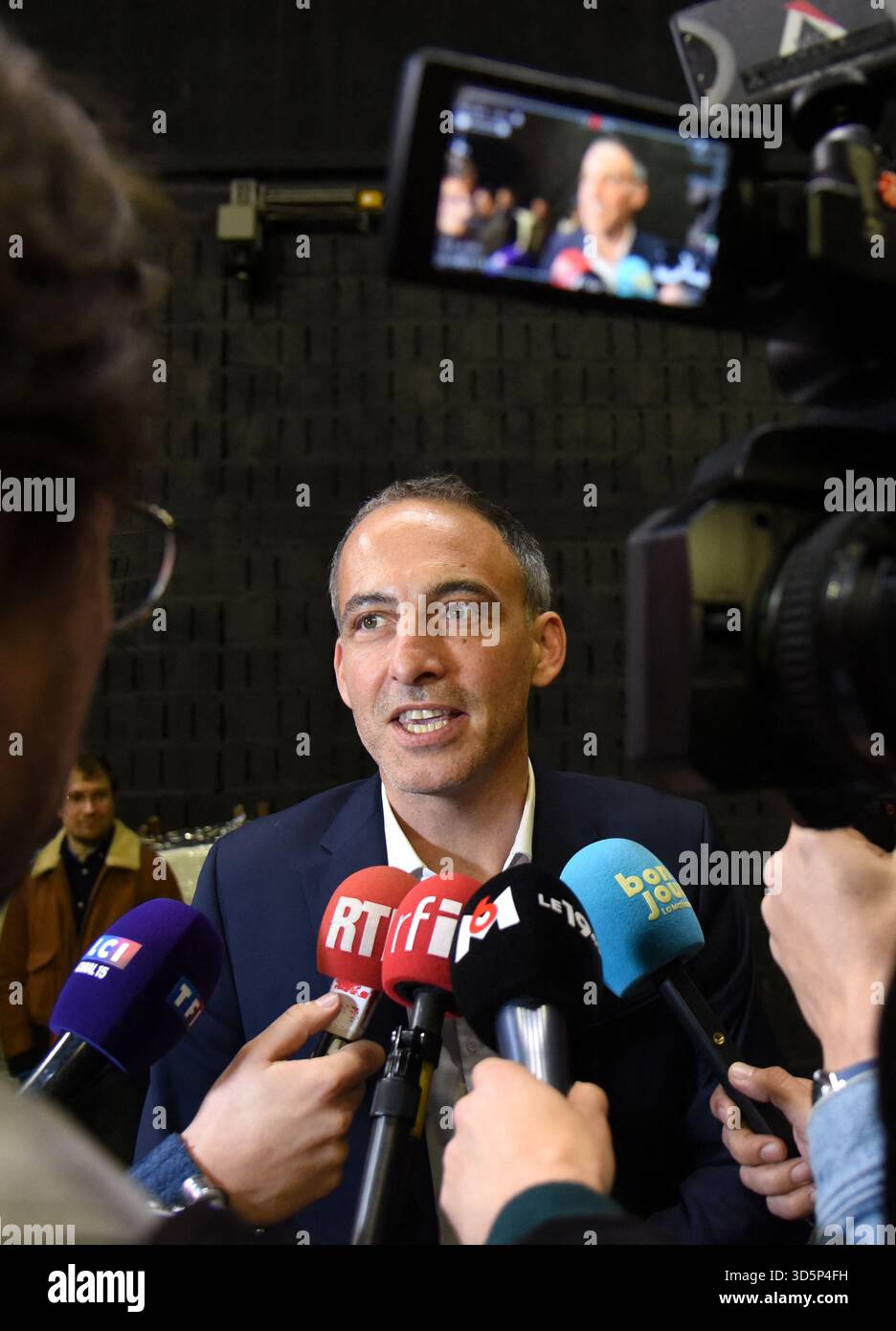 Raphael Glucksmann, during The Meeting of Bernard Cazeneuve for the ...