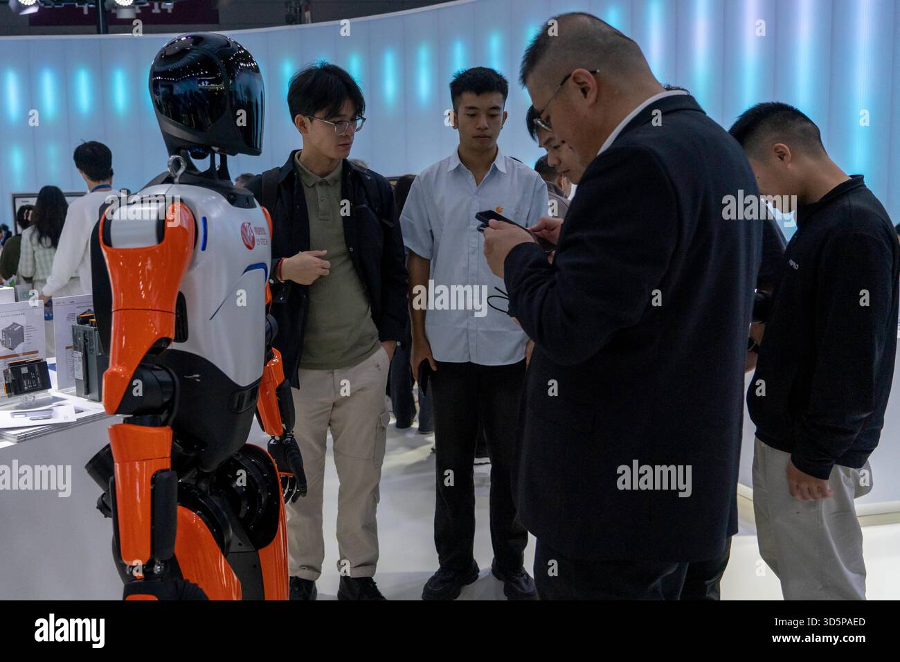 The 27th China International High Tech Fair opens in Shenzhen City ...