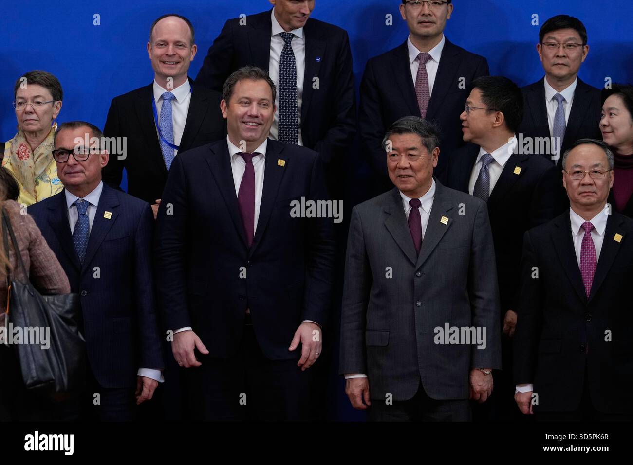 German Finance Minister Lars Klingbeil, center left, and Chinese Vice ...