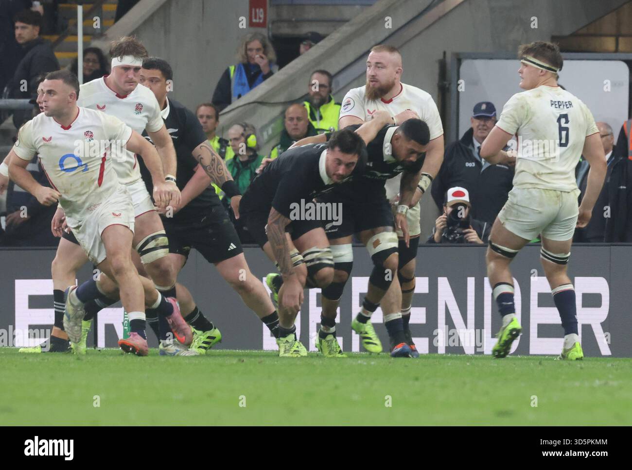 L-R England's Ben Earl(Saracens) England's Alex Coles(Northampton ...