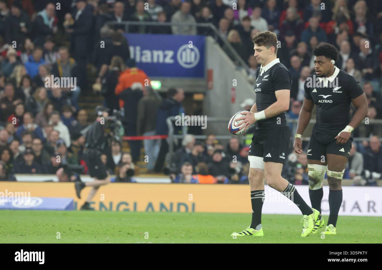 New Zealand's Beauden Barrett(Blues / Taranaki)and New Zealand's Peter ...