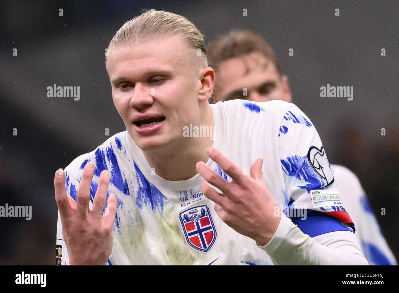 Erling haaland norway fifa uefa hi-res stock photography and images - Alamy